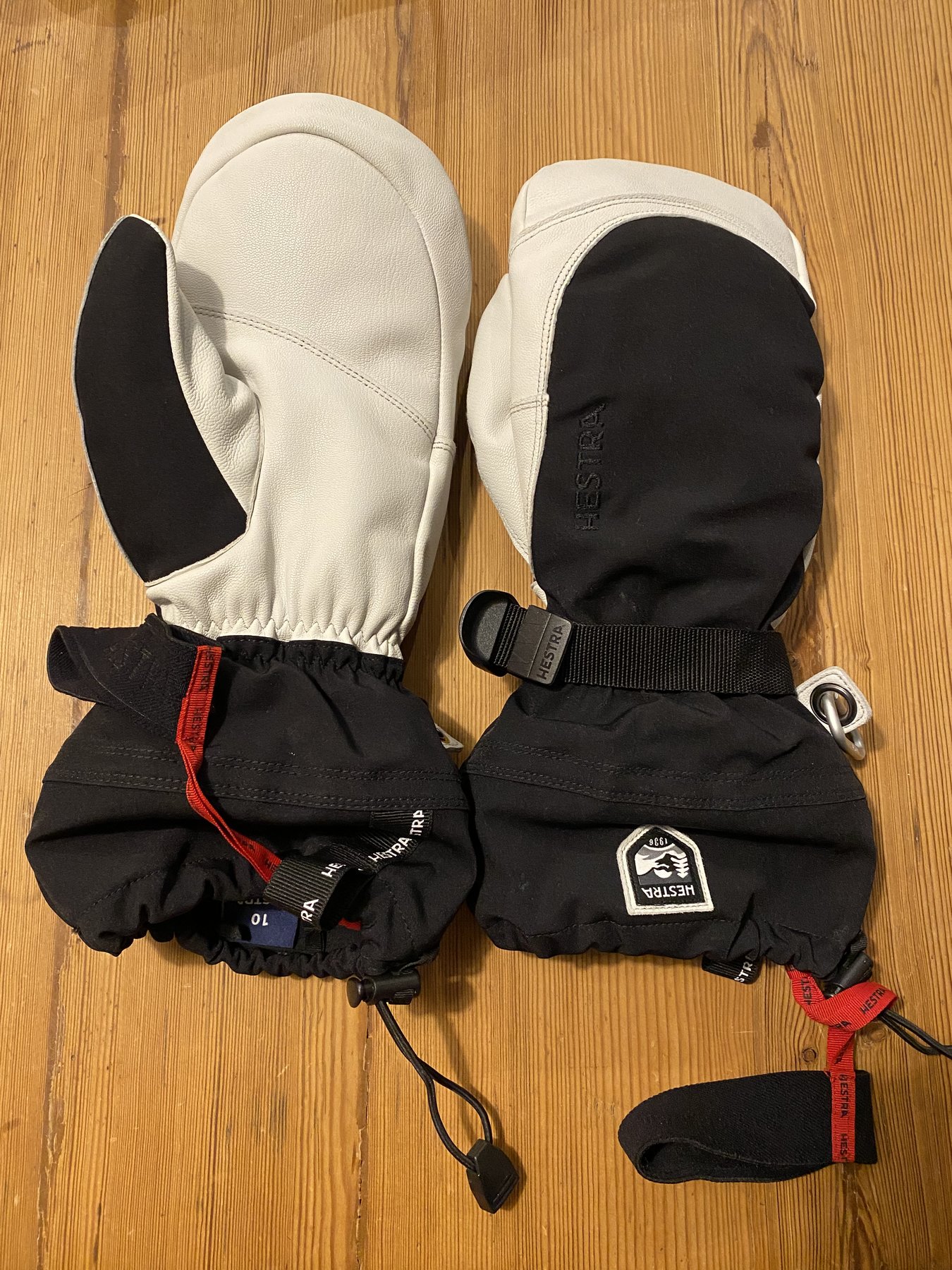 Säljes: Hestra Army Leather Heliski tummisar strl 10 - Freeride