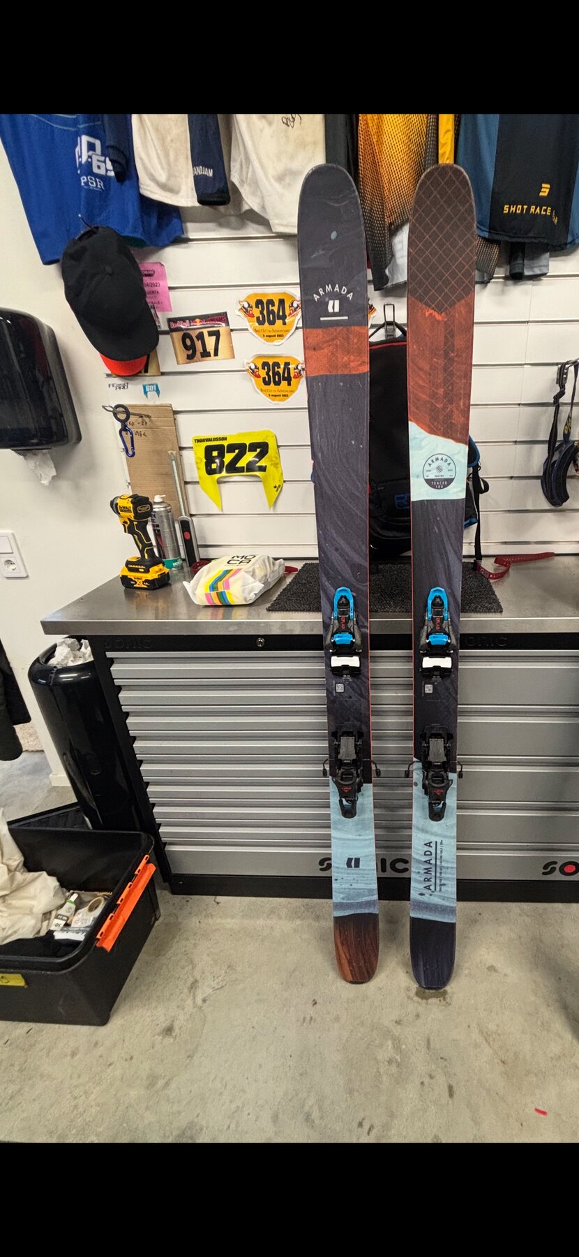 Säljes: Armada tracer 108 Shift och hudar! - Freeride