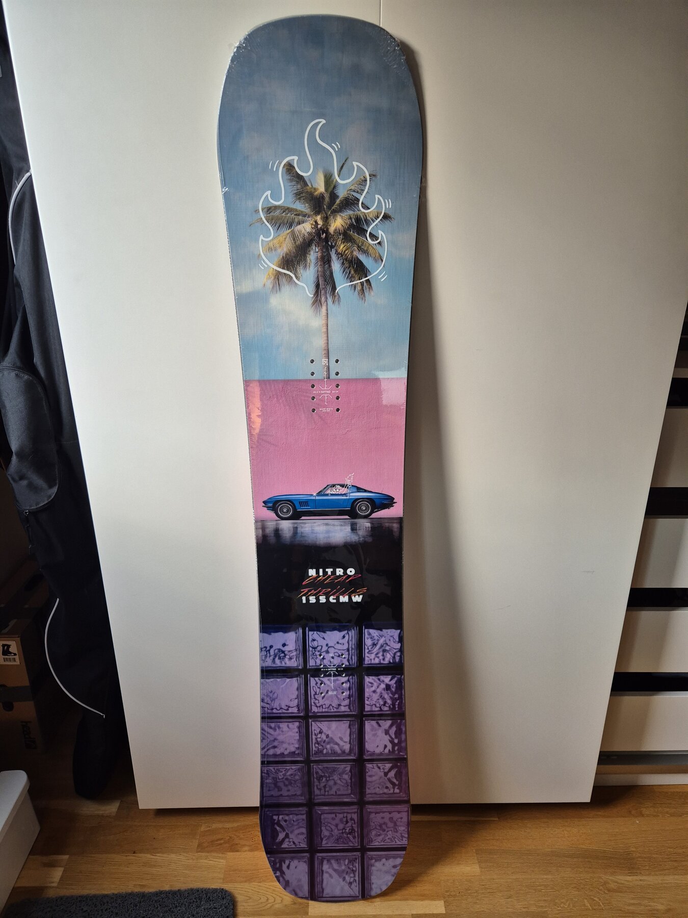 Säljes: Ny snowboard Nitro Cheap Trills 155 W - Freeride