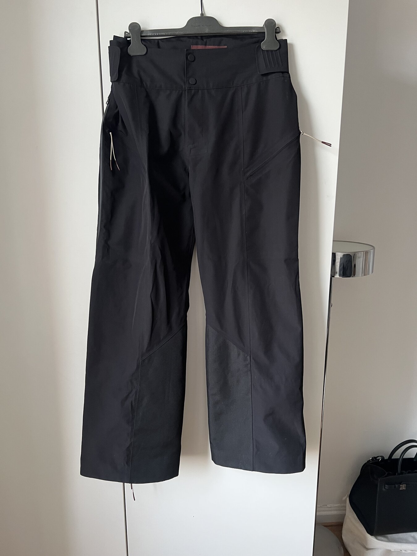 Säljes: Ennue Studios Skalställ strl XL - Freeride