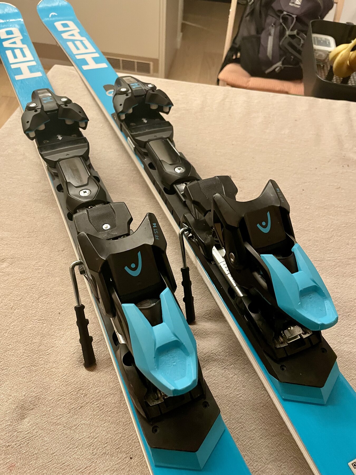 Säljes: Head Worldcup Rebels E-Speed Pro 23/24 180cm Avancerade ...